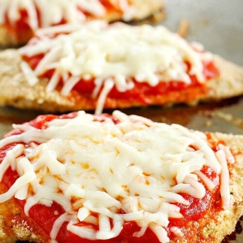 Healthy Chicken Parmesan {Light & Easy} | Lil' Luna