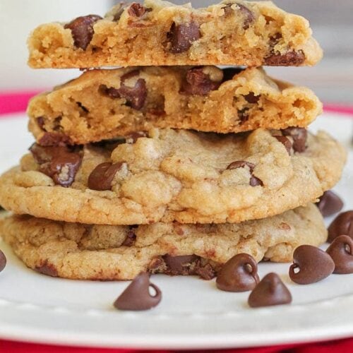Chewy Chocolate Chip Cookies - Lil' Luna