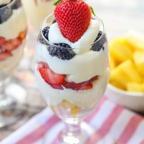 Dessert Parfait {Strawberry Pineapple Parfait!} | Lil' Luna