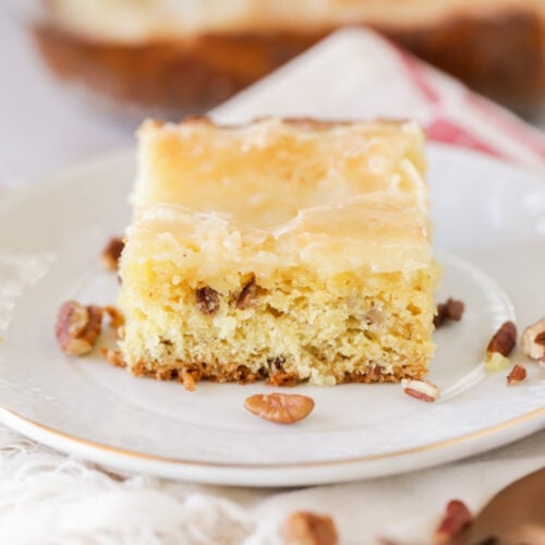 50+ Cakes That Feed A Crowd | Lil' Luna