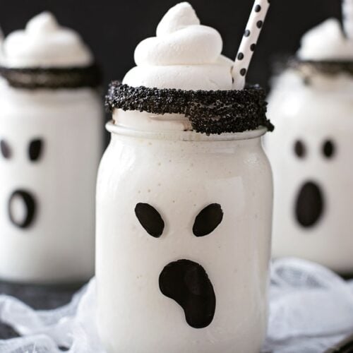 Boo-nilla Ghost Milkshakes {Easy + FUN!} | Lil' Luna