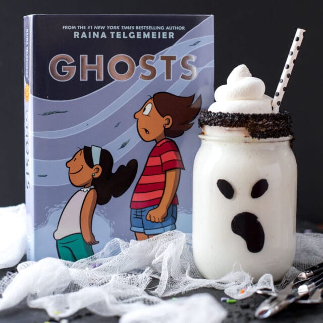 Boo-nilla Ghost Milkshakes {Easy + FUN!} | Lil' Luna