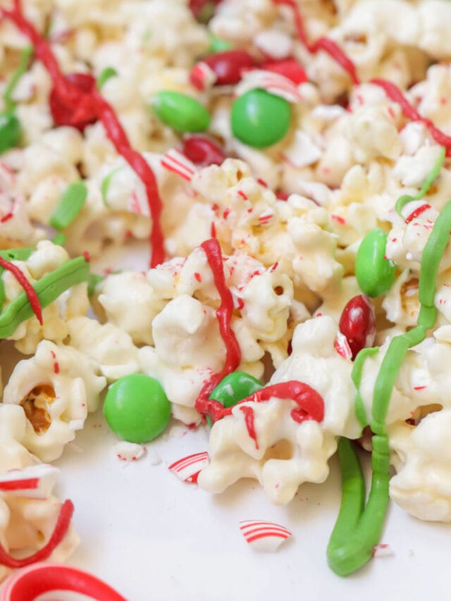 Mini Nutella Christmas Trees | Lil' Luna