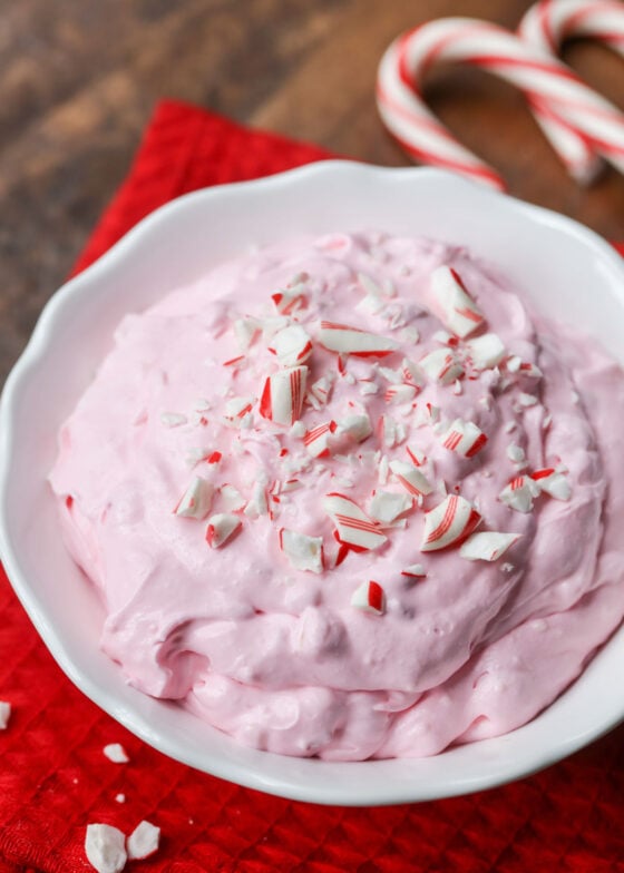 Peppermint Fluff Dip {A Holiday Favorite} | Lil' Luna