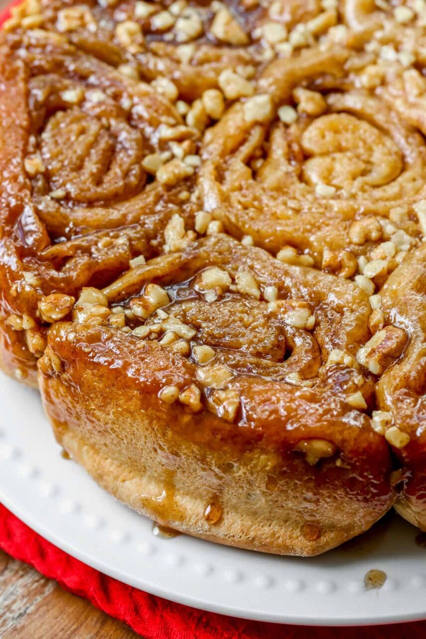 Sticky Walnut Buns {Sweet & Easy} | Lil' Luna