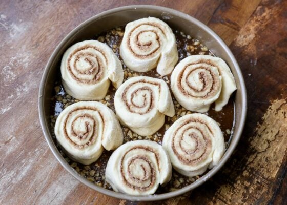 Sticky Walnut Buns {Sweet & Easy} | Lil' Luna