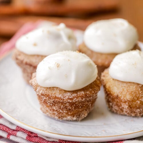 Mini Donut Muffins {With Cinnamon Sugar + Frosting!} | Lil' Luna