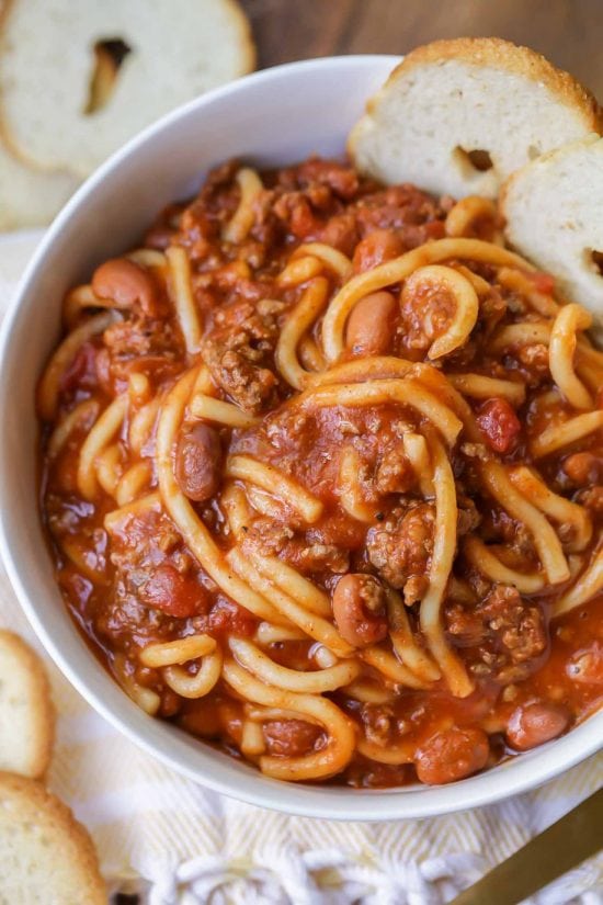 Chili Spaghetti {Two of Your Favorite Recipes in One!} | Lil' Luna
