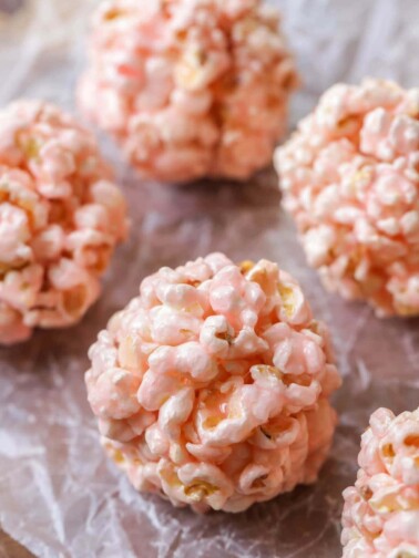 Churro Popcorn Recipe {Disneyland Inspired!} | Lil' Luna