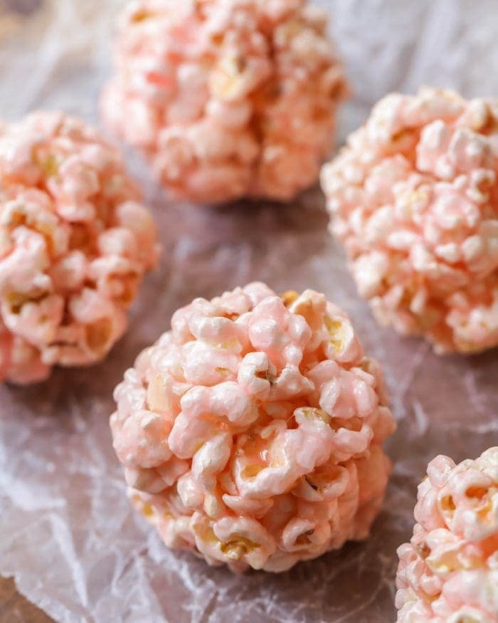 Easy Popcorn Balls {Made in 20 Minutes!} | Lil' Luna