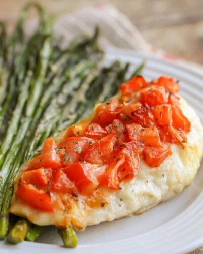 Easy Bruschetta Chicken Recipe | Lil' Luna