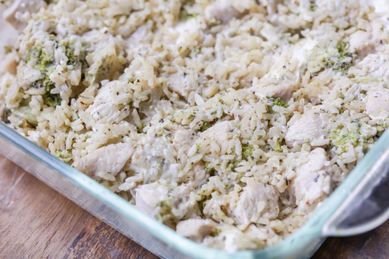 Cheesy Chicken and Rice Bake | Lil' Luna