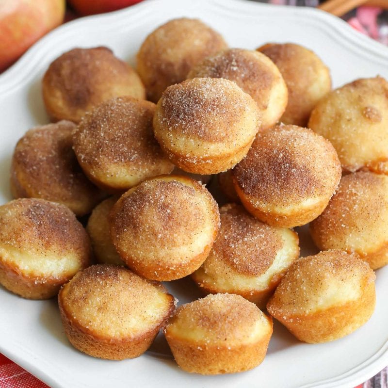 Mini Applesauce Muffins Recipe | Lil' Luna
