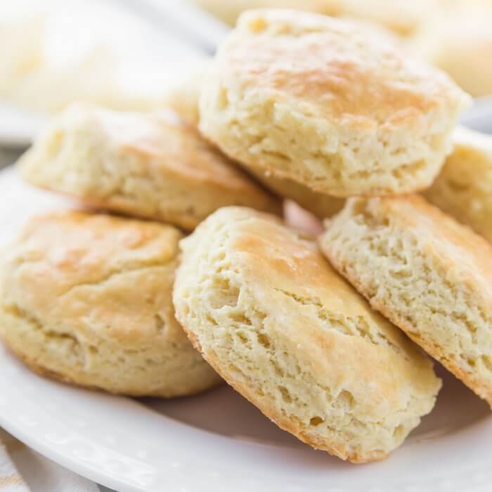 BEST Dinner Rolls and Biscuits {Our TOP PICKS!} | Lil' Luna