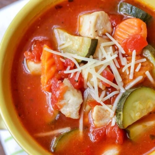 Italian Chicken Vegetable Soup {Light + Healthy} | Lil' Luna