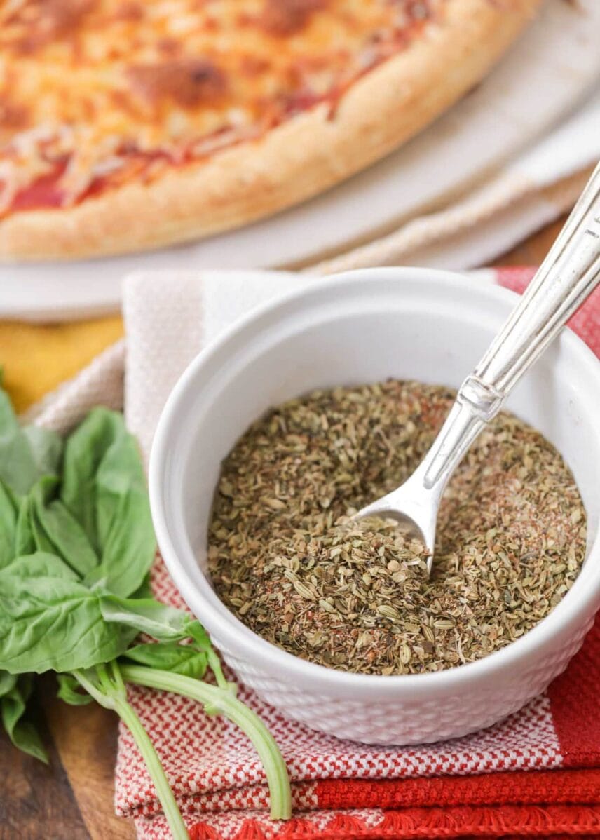 Homemade Pizza Seasoning Recipe | Lil' Luna