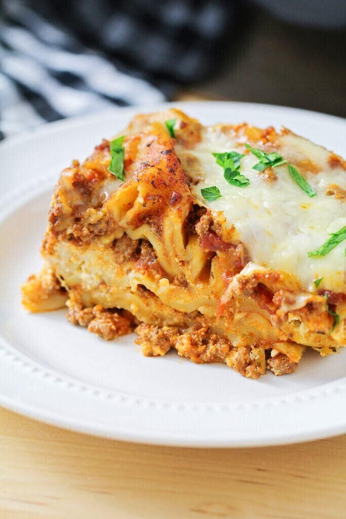 Crockpot Lasagna Recipe | Lil' Luna