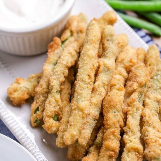 Fried Green Beans aka Green Bean Fries {+VIDEO} | Lil' Luna