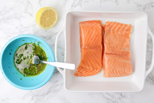 Easy Baked Salmon Recipe {+VIDEO} | Lil' Luna