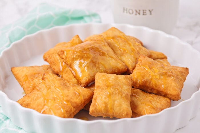 Homemade Sopapillas Recipe {+VIDEO} | Lil' Luna