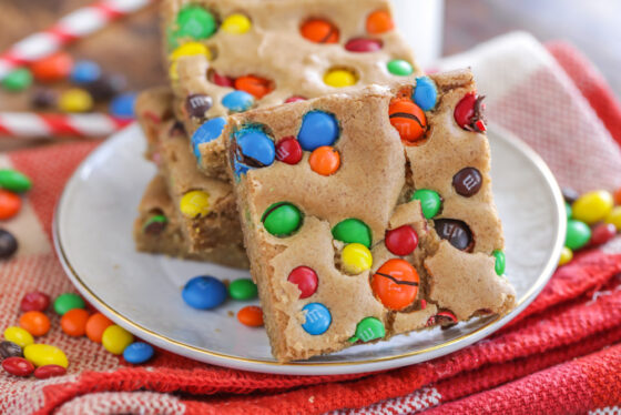 The BEST M&M Cookies {+VIDEO} | Lil' Luna