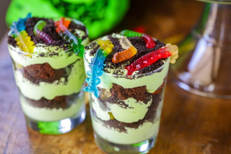 Oogie Boogie Halloween Trifle | Lil' Luna