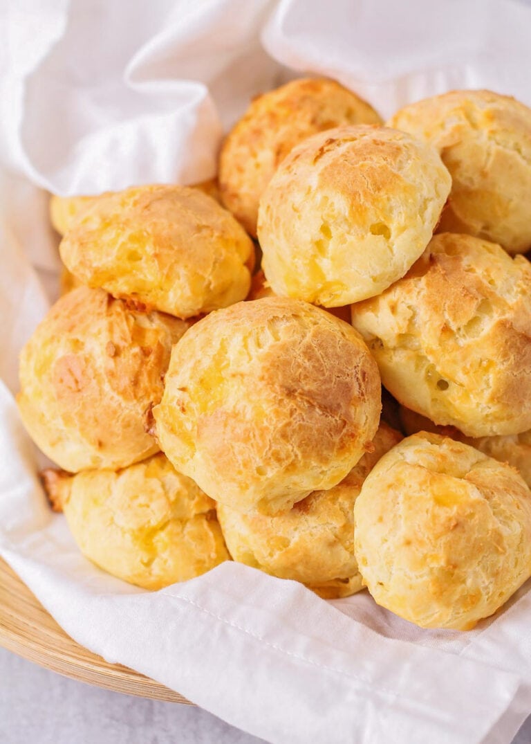 Cheese Puffs Recipe {AKA Gougeres} | Lil' Luna