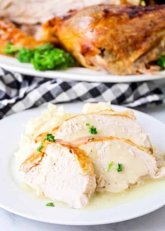 Turkey Gravy with Drippings {EASY from Scratch!} | Lil' Luna