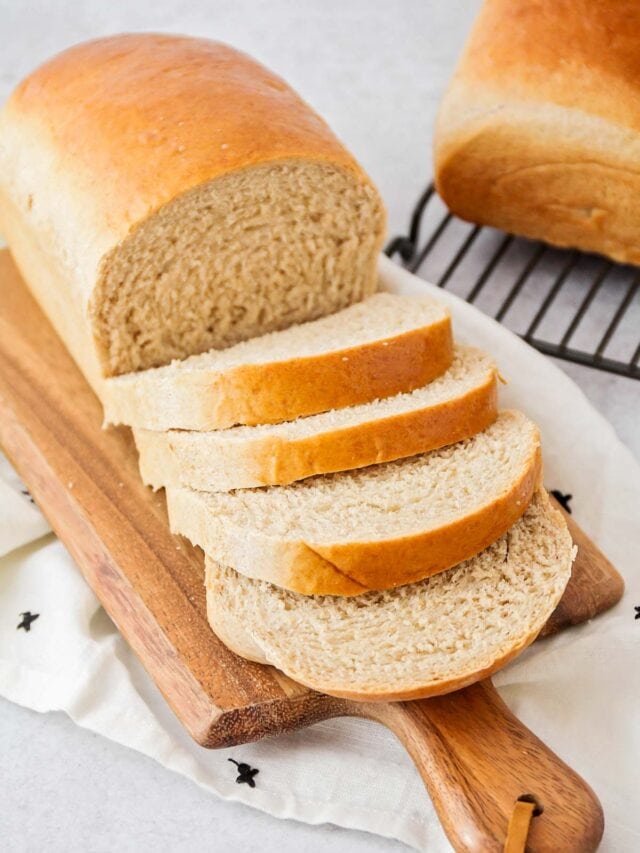 Easy White Bread Recipe | Lil' Luna
