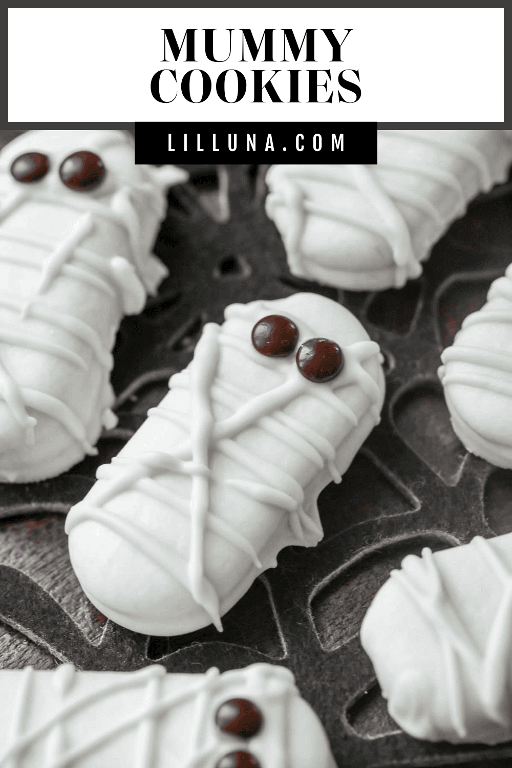 EASY Mummy Cookies {Only 3 Ingredients!} | Lil' Luna