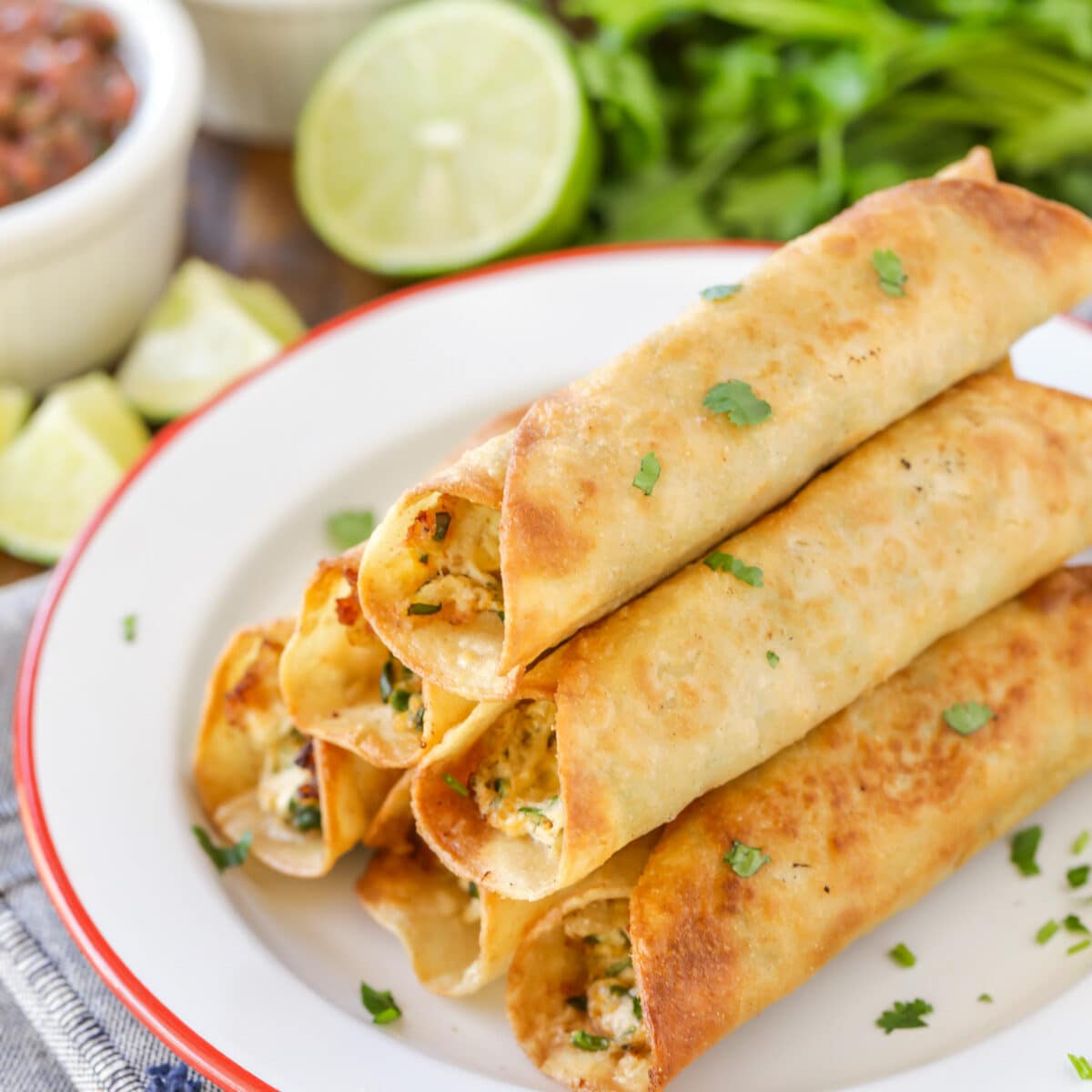 The BEST Homemade Taquitos {+VIDEO} | Lil' Luna