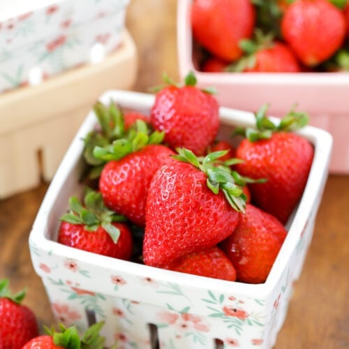 How to Store Strawberries | Lil' Luna