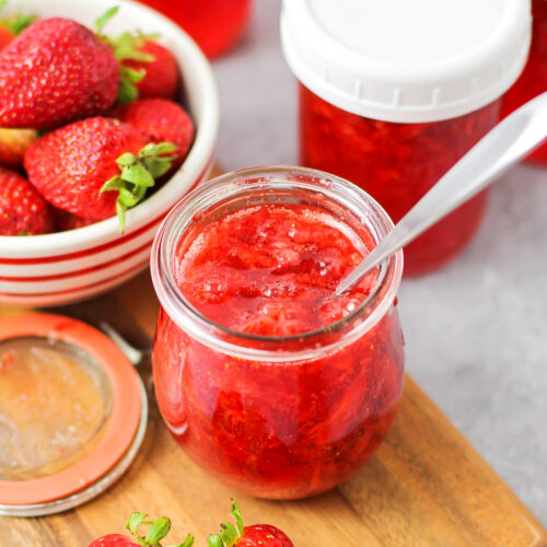 Homemade Strawberry Jam {Freezer Jam!} | Lil' Luna
