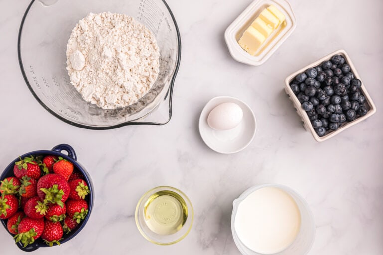 Easy Bisquick Waffles | Lil' Luna