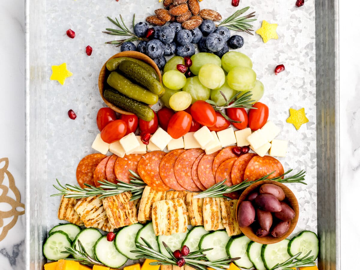 Pepperoni Christmas Tree Appetizer