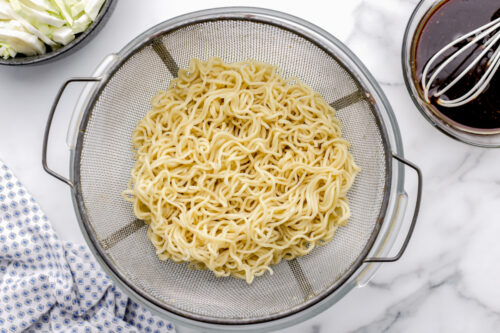 Easy Chow Mein Recipe | Lil' Luna