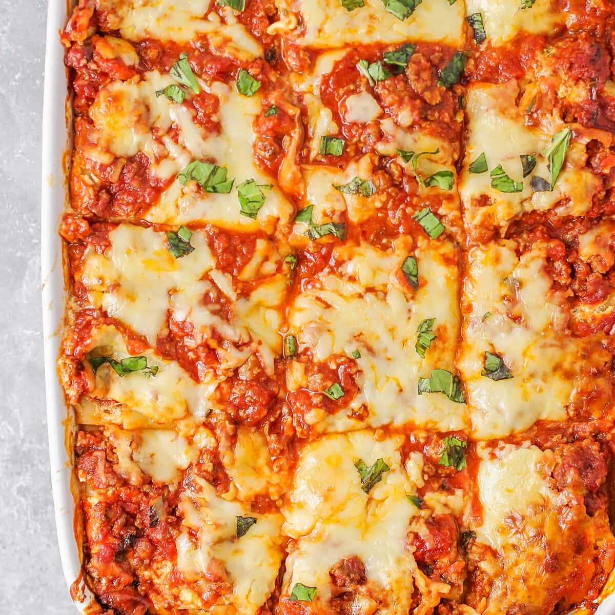 Homemade Lasagna {Easy to Make!} | Lil' Luna