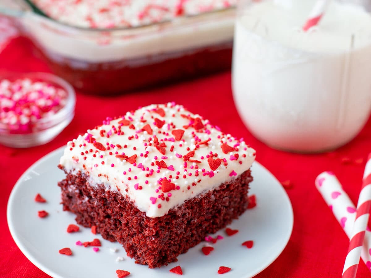 Red Velvet Milkshake | Lil' Luna