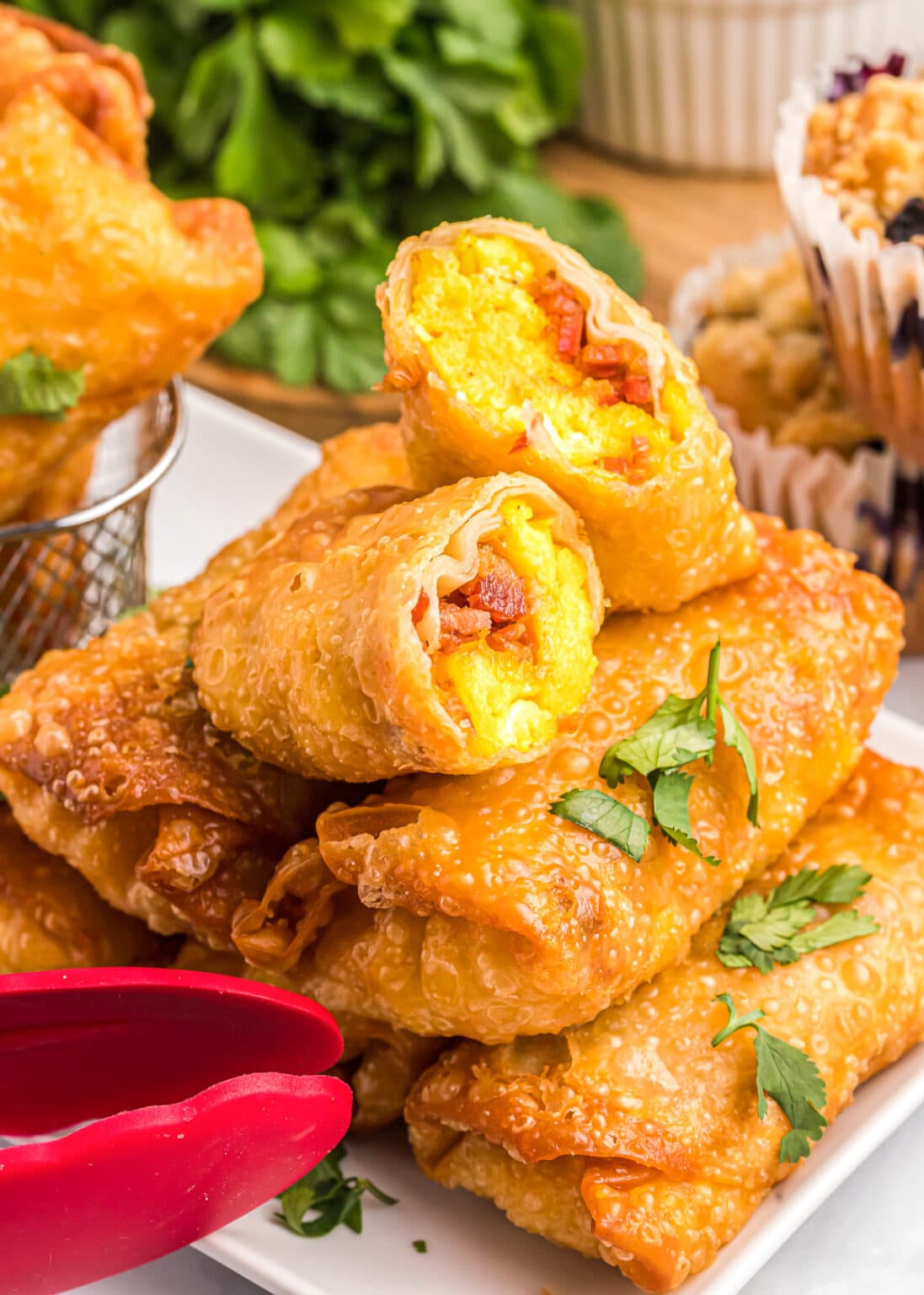 Breakfast Egg Rolls {Just Fill + Fry!} | Lil' Luna