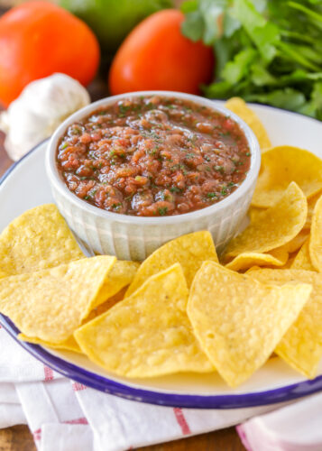 Easy Fresh Salsa Recipe | Lil' Luna