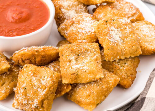 Cheesy Fried Ravioli | Lil' Luna