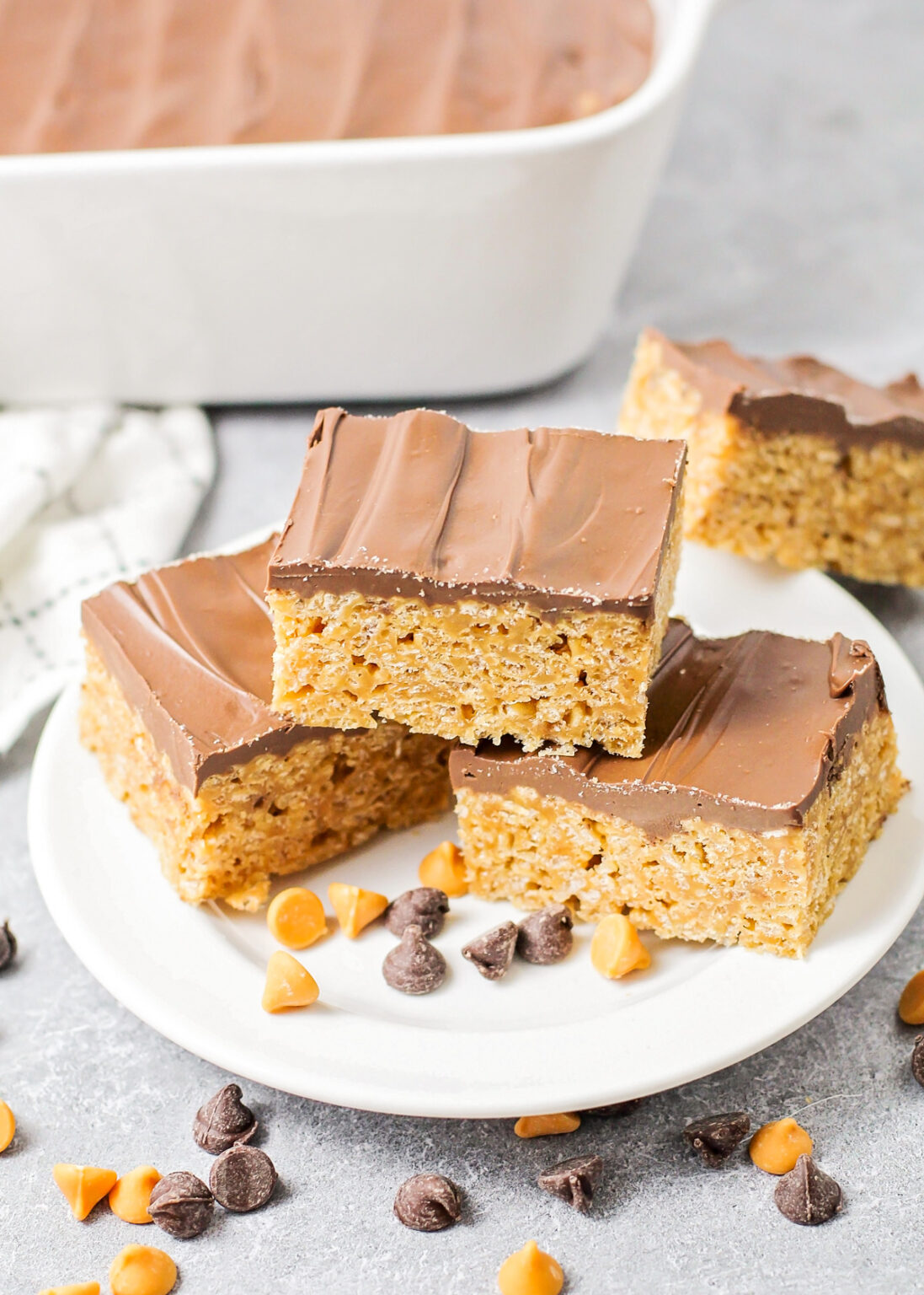 The Best Scotcheroos Recipe | Lil' Luna