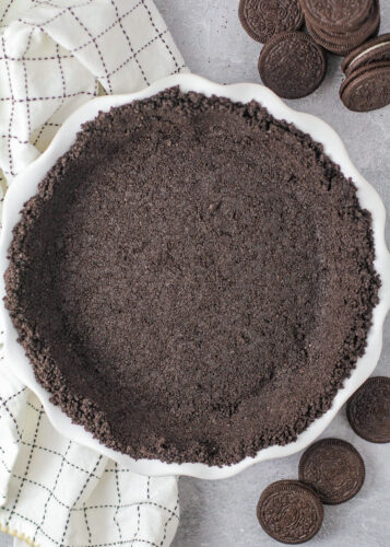 Oreo Pie Crust {Made in Minutes!} | Lil' Luna