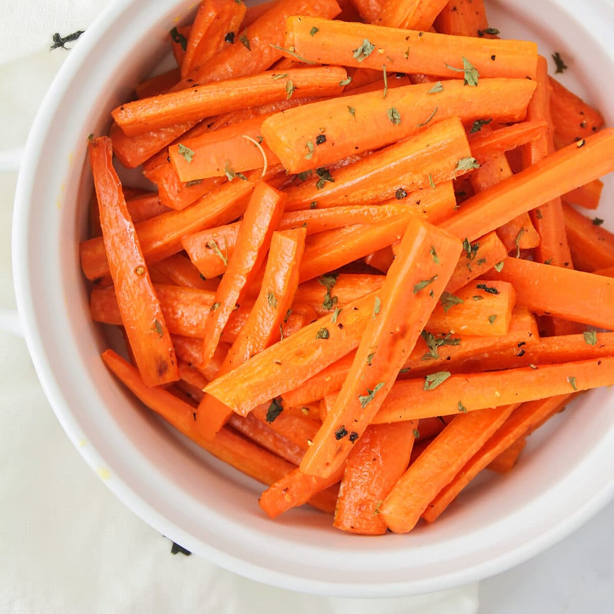 Easy Roasted Carrots Recipe | Lil' Luna