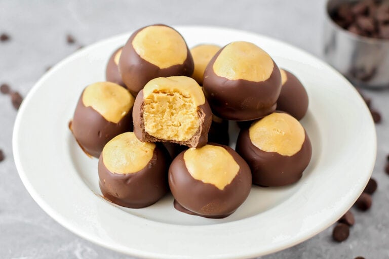 Easy Buckeye Recipe {Only 5 ingredients!!} | Lil' Luna