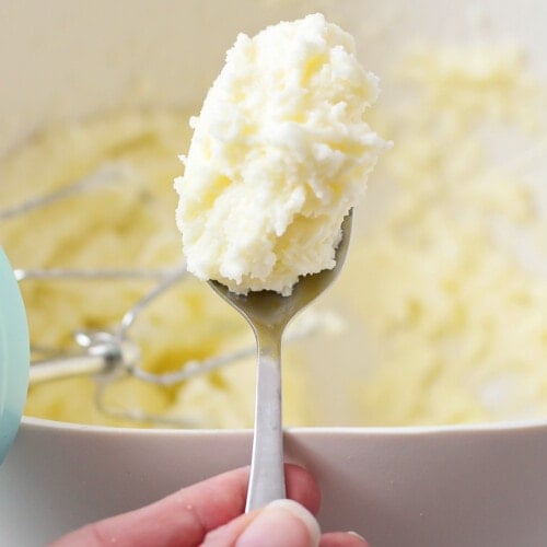 How to Cream Butter and Sugar {Step by Step!} | Lil' Luna