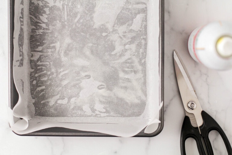 How to Line a Pan with Parchment Paper | Lil' Luna