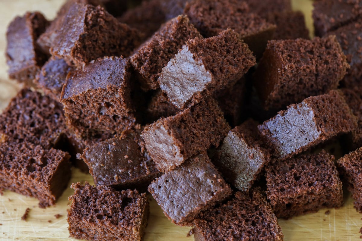 Oogie Boogie Halloween Trifle | Lil' Luna