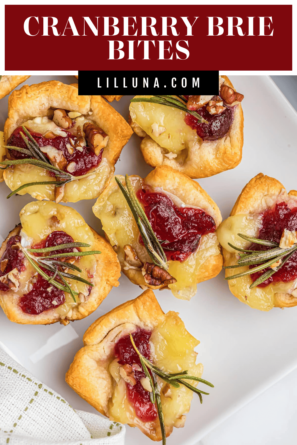 Cranberry Brie Bites {Bite-Size!} | Lil' Luna