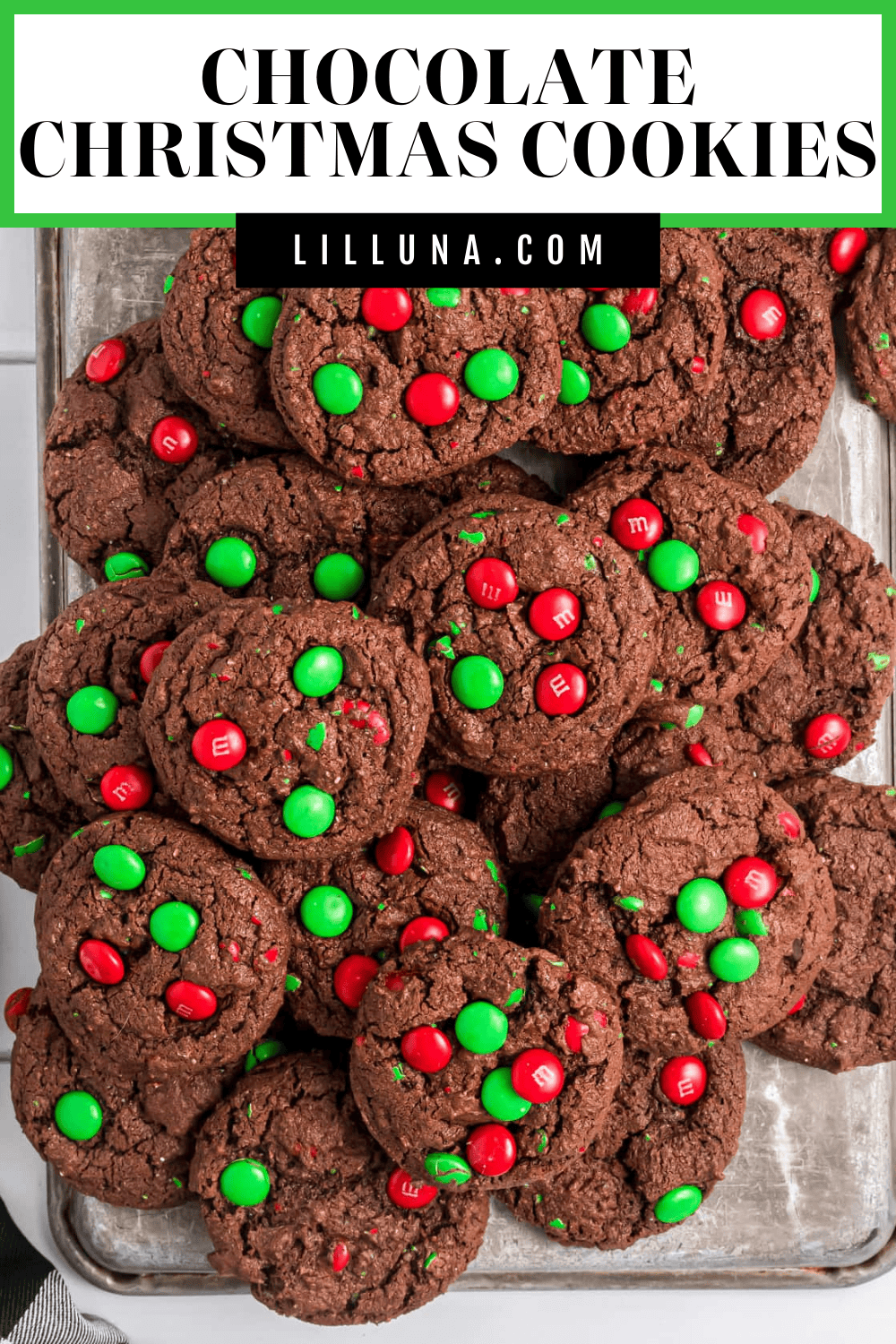 Chocolate Christmas Cookies | Lil' Luna